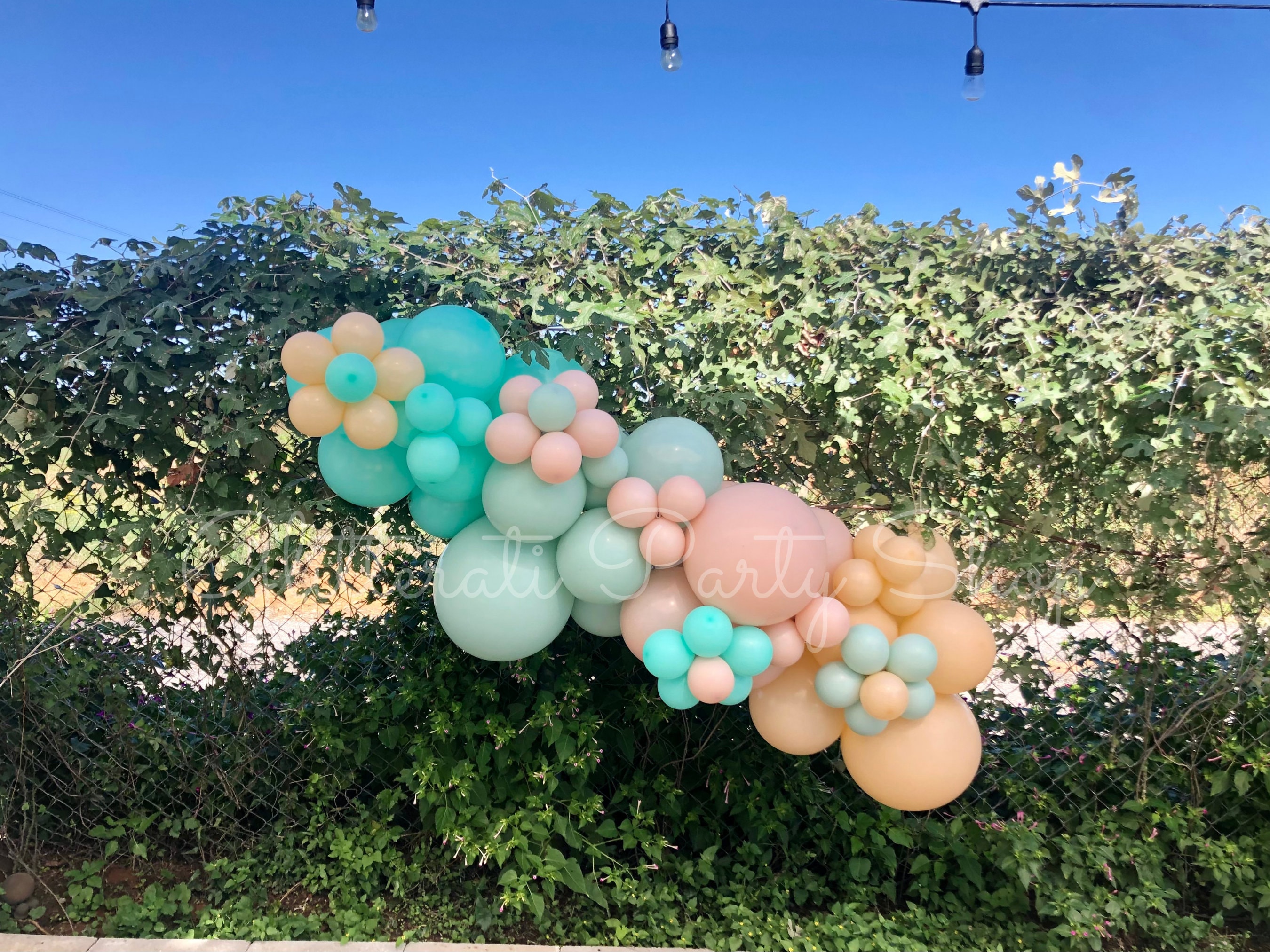 Flower Power Balloon Garland / Daisy Flower Balloons Two - Etsy