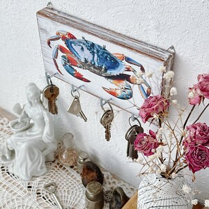 Crab Key Holder for Wall, Nautical Key Hook, Blue Crab Wall Decor - Etsy