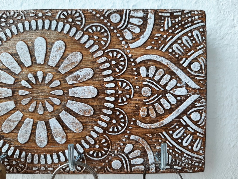 Rustic Key Holder for Wall Mandala Key Holder Modern Key - Etsy