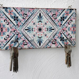 Key Holder, Pink Key Rack, Ornament Wall Decor, Key Holder for Wall - Etsy