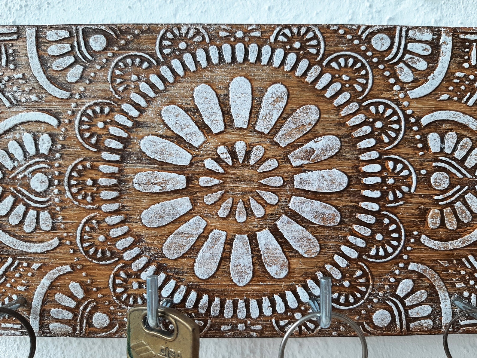 Rustic Key Holder for Wall Mandala Key Holder Modern Key - Etsy