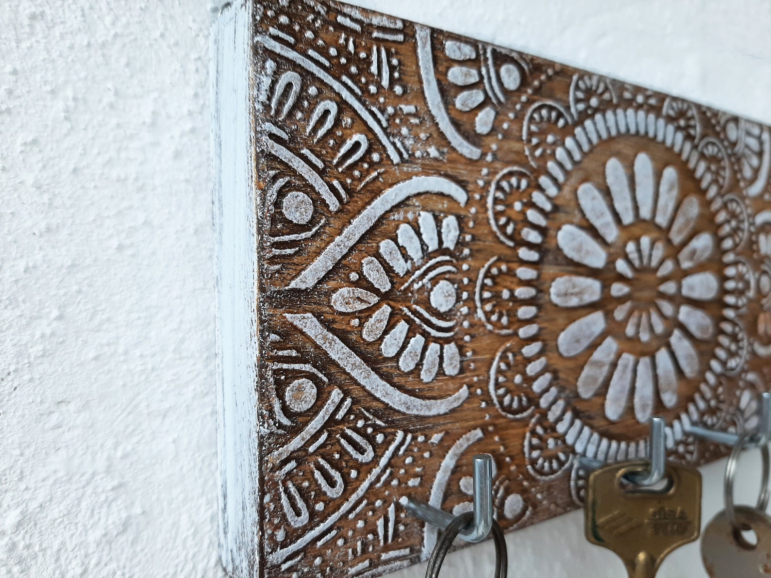 Rustic Key Holder for Wall Mandala Key Holder Modern Key - Etsy