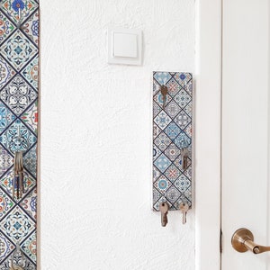 Vertical Key Holder 6 Hooks, Key Holder for Wall, Patchwork Wall Decor ...