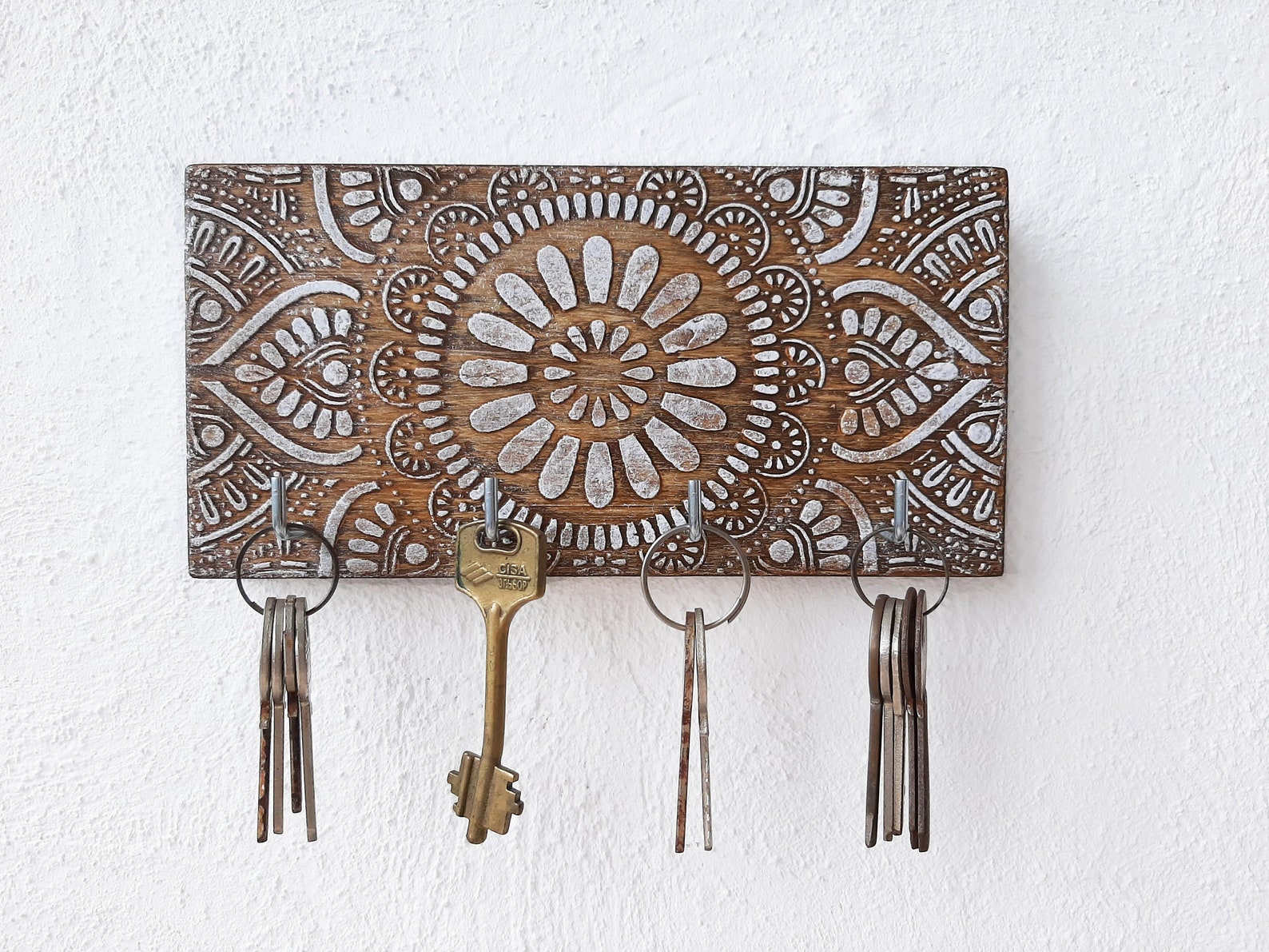 Rustic Key Holder for Wall Mandala Key Holder Modern Key - Etsy