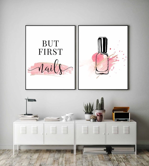 Nails for photo frames store