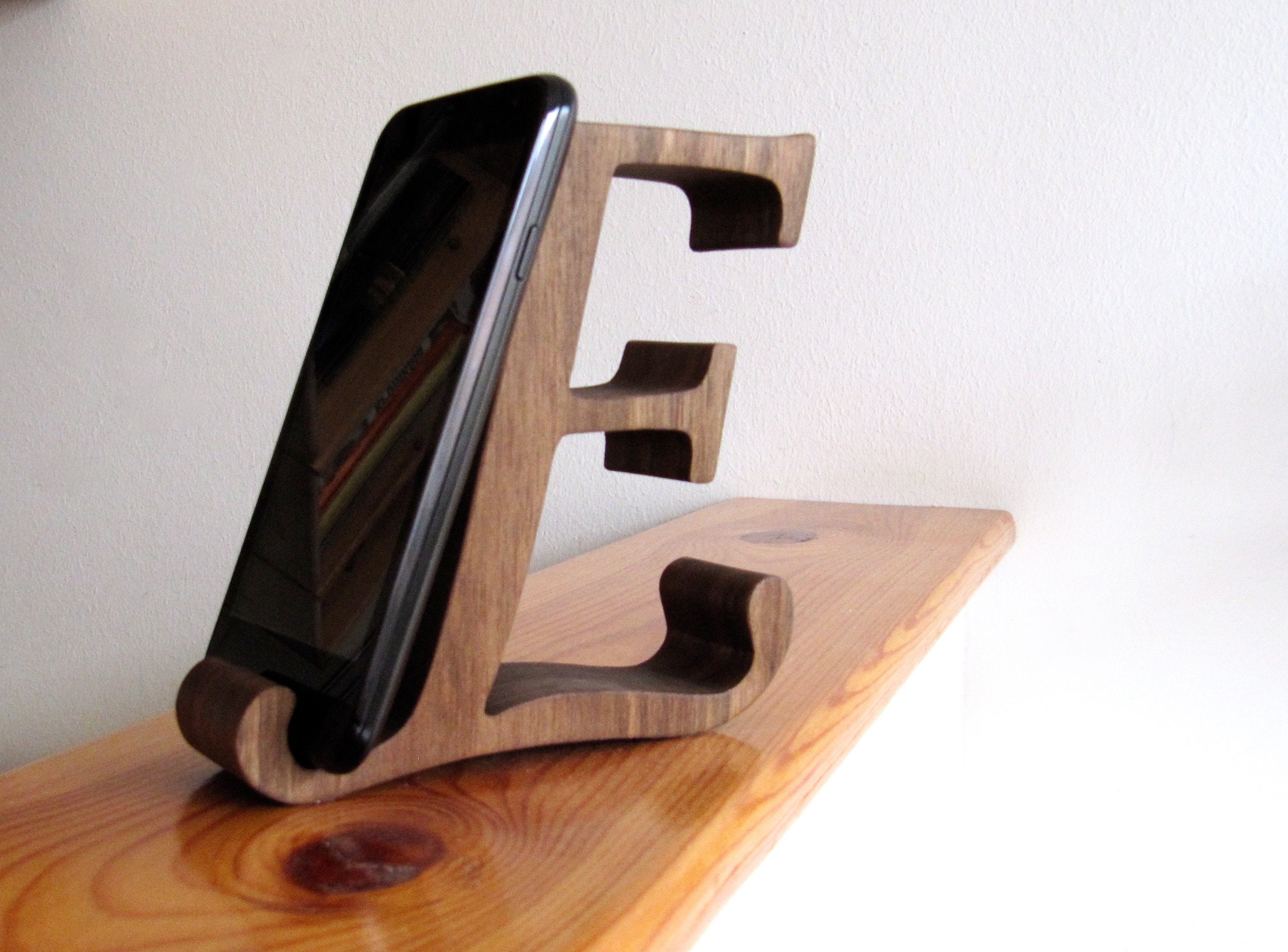 E Letter Walnut Wooden Mobile Stand/ Wooden Mobile Holder for Desk - Etsy