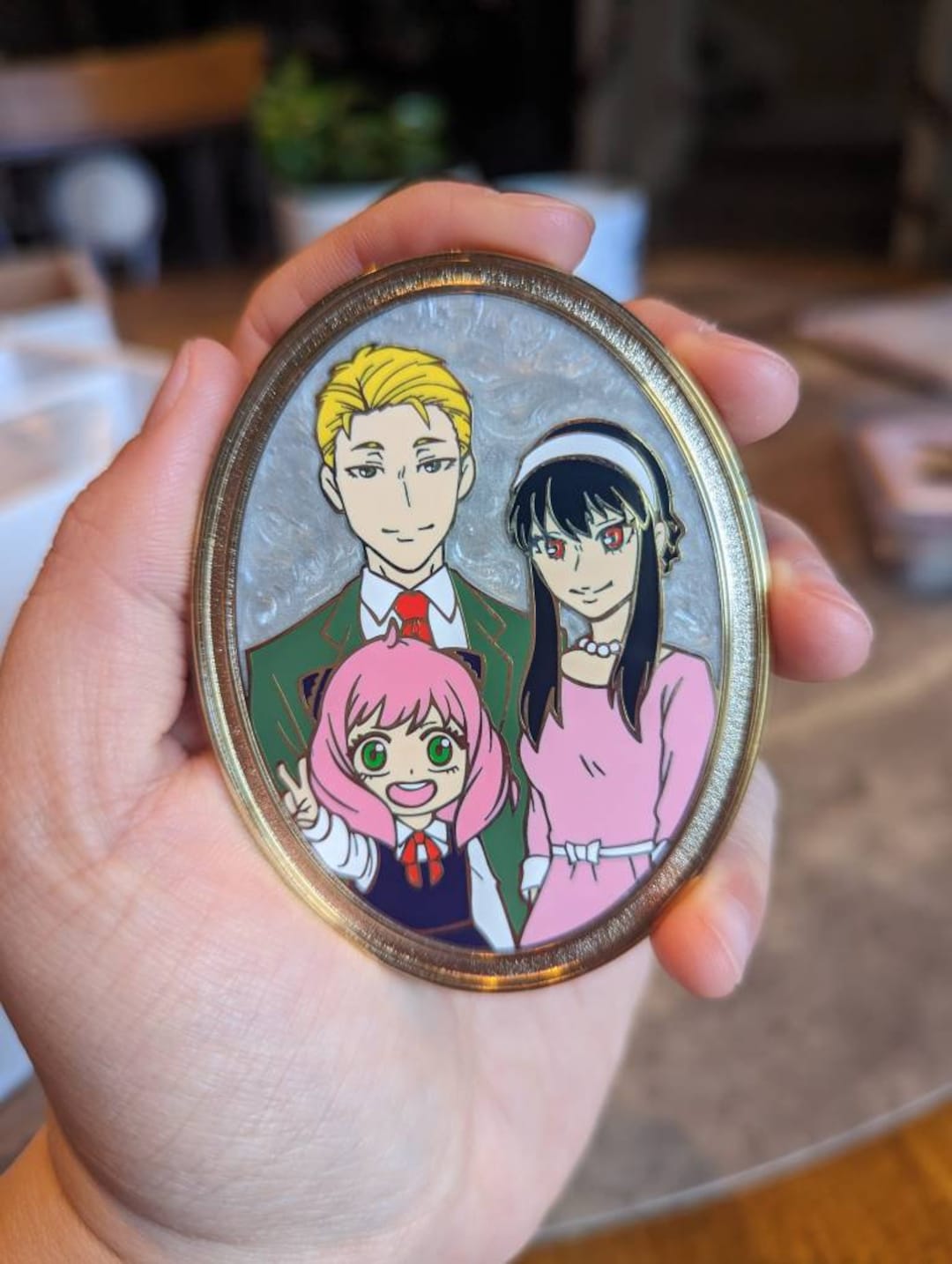 Cute Family Portrait Hard Enamel Pin - Popular Anime Family With ...