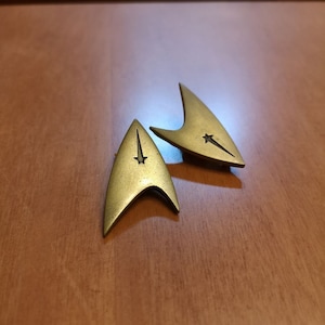 Star Trek Discovery Officers Comm’s Badge - Starfleet Insignia Badge ...