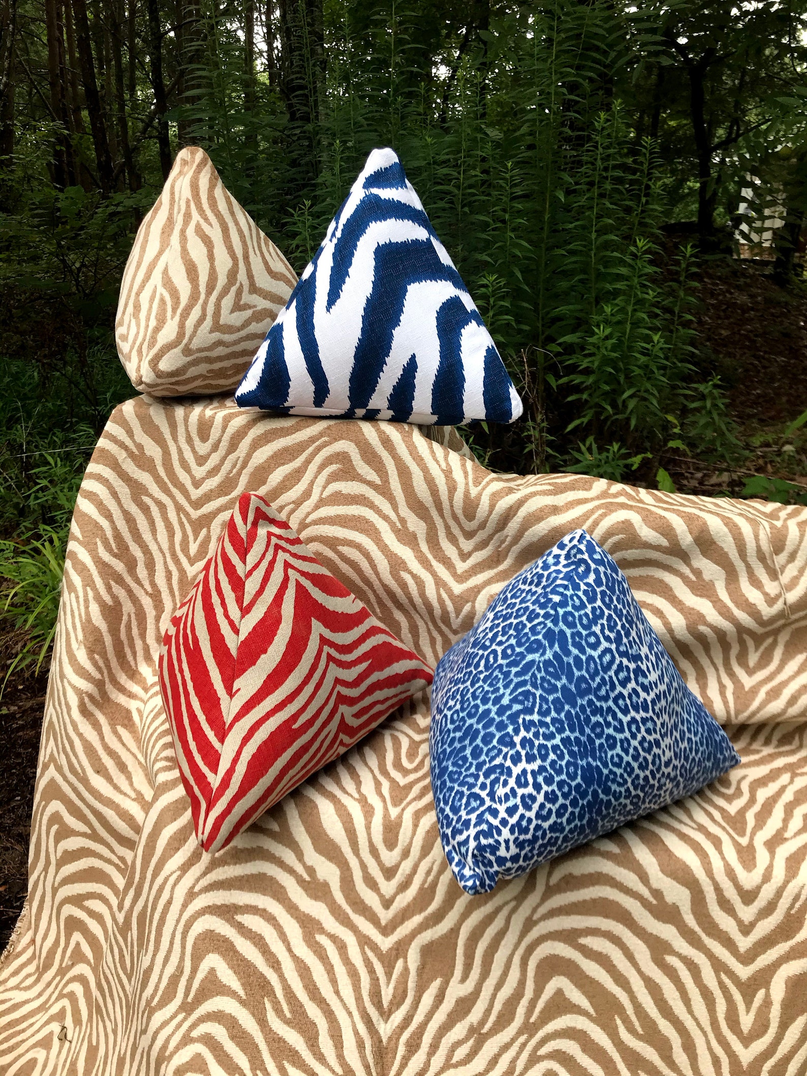 Oreiller triangle à imprimé bleu oreiller bleu petit - Etsy France