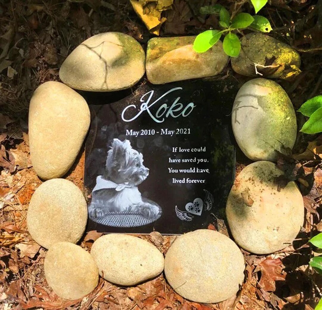 Laser Engraved Pet Memorial Tombstone: Weatherproof Dog Headstone ...