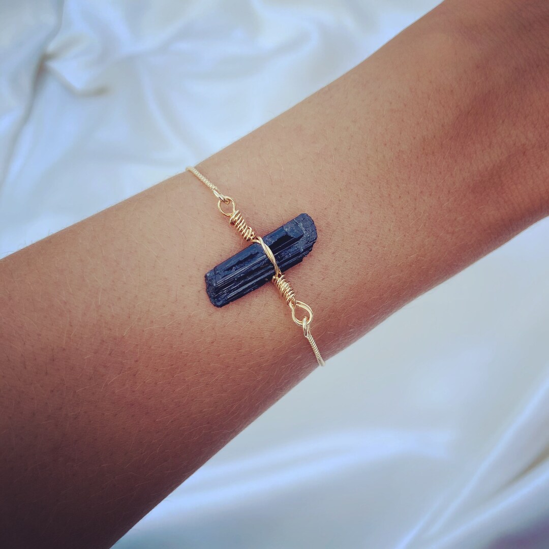 Schwarzer Turmalin Armband, 18k Gold Filled Kette, Minimalistischer ...