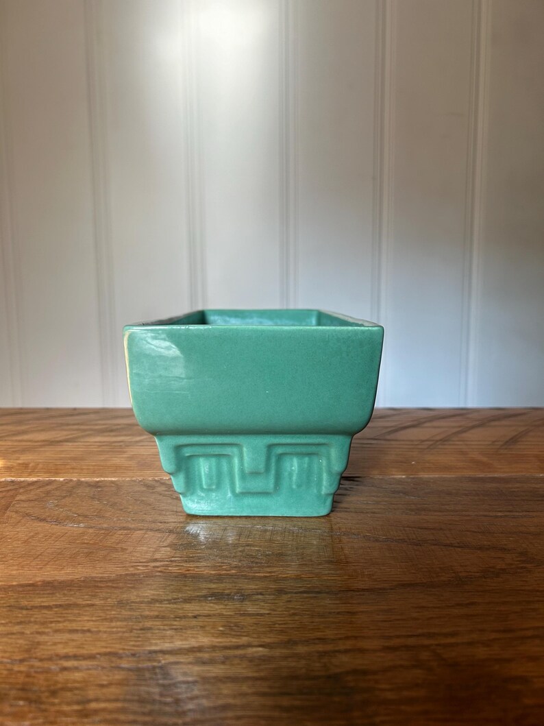 Haeger Pottery Planter - Etsy