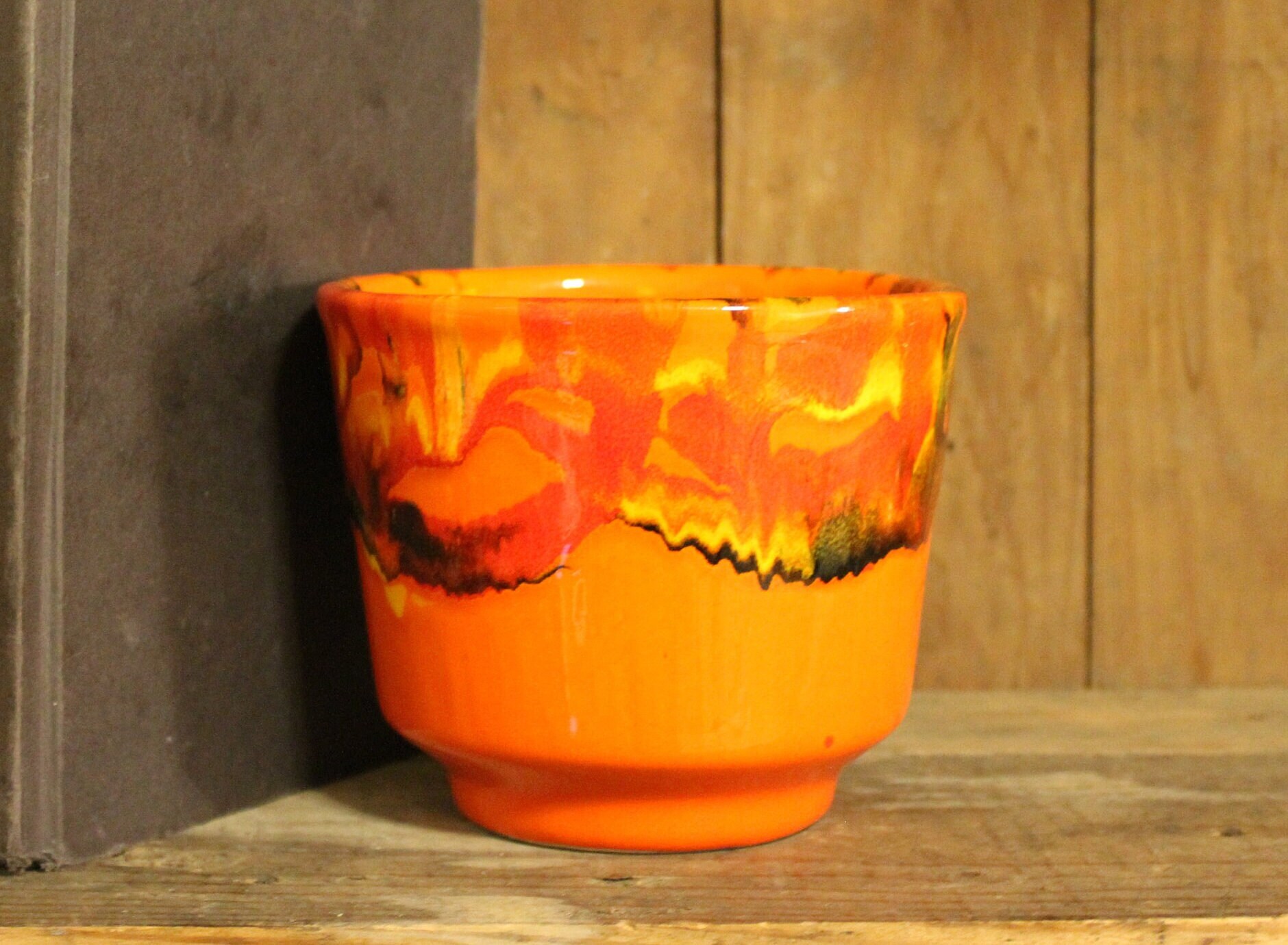Home & Living Outdoor & Gardening Vintage 907 Pottery Planter Orange ...