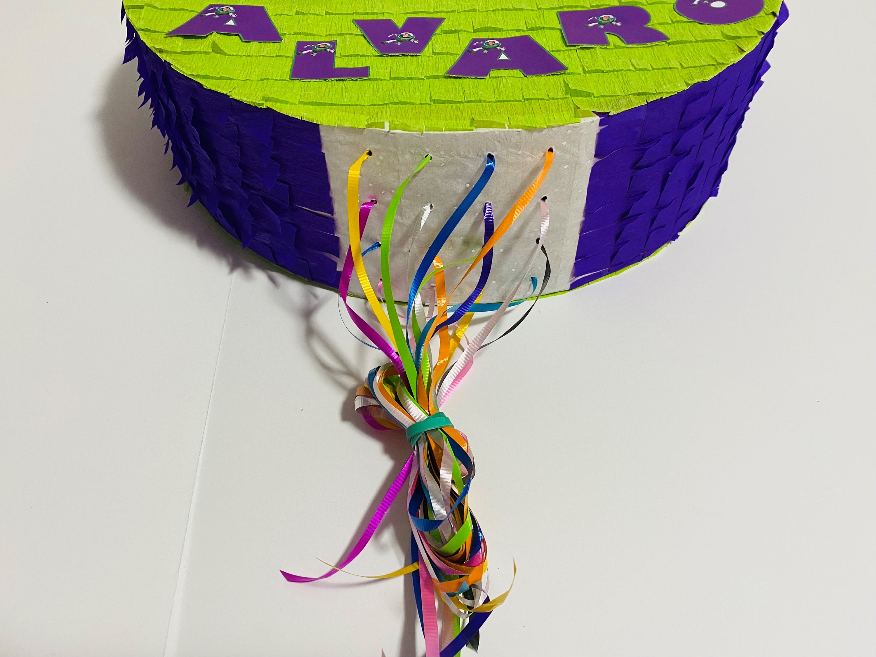 Piñata inspirada en Buzz Lightyear - Etsy España
