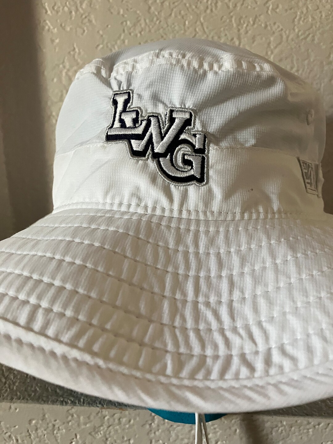 New White Wide Brim Bucket Hat/head & Draw String Adjustable White ...