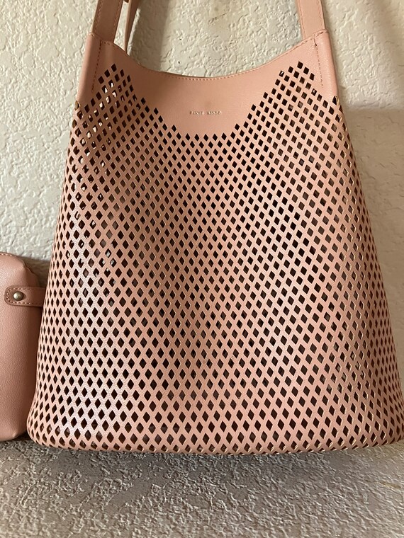 SOFT Pink diamond shoulder bag/2 bags in ONE pink sho… - Gem