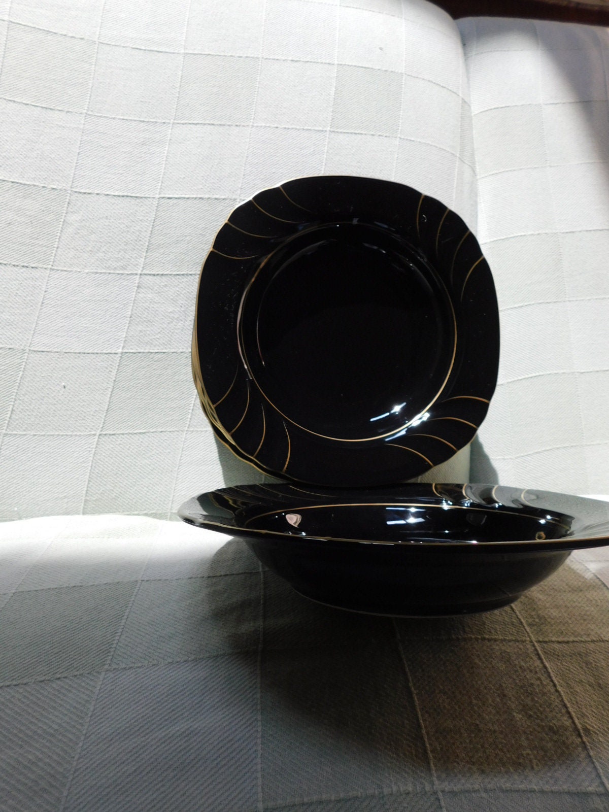 40 Pcs Gallery Collections by Ranmaru Dinner Set/ Beautiful Wave Golden ...