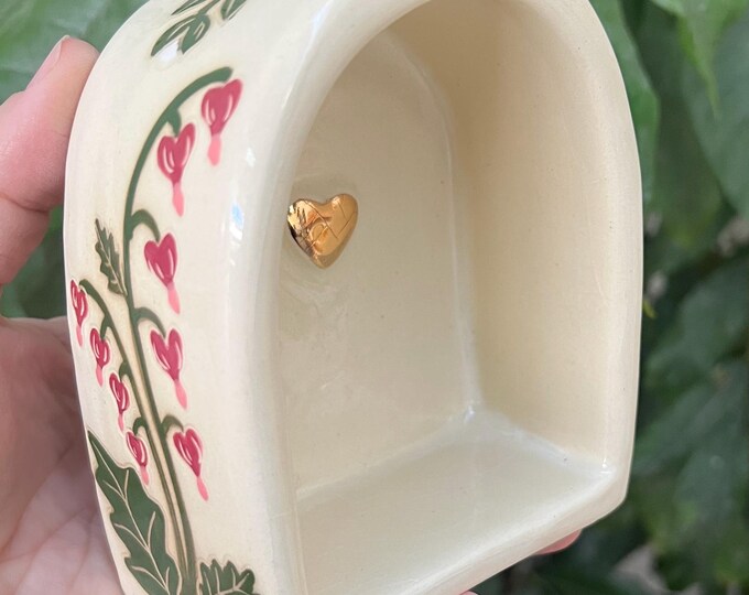 White Poppy Bleeding Heart Golden Heart Botanical Altar - Etsy