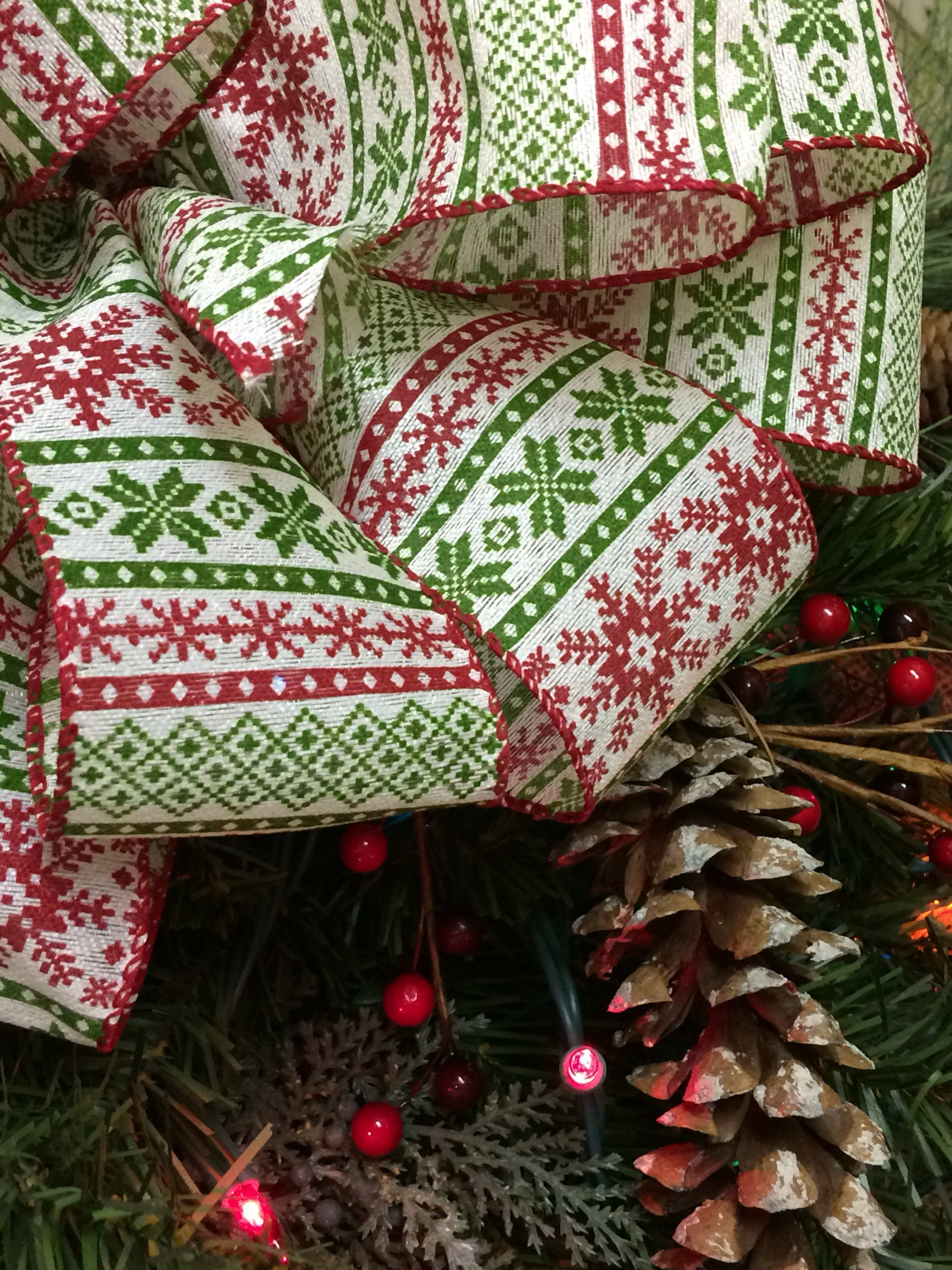 Christmas Tree Topper Christmas Tree Bows. Sweater Christmas Ribbon ...