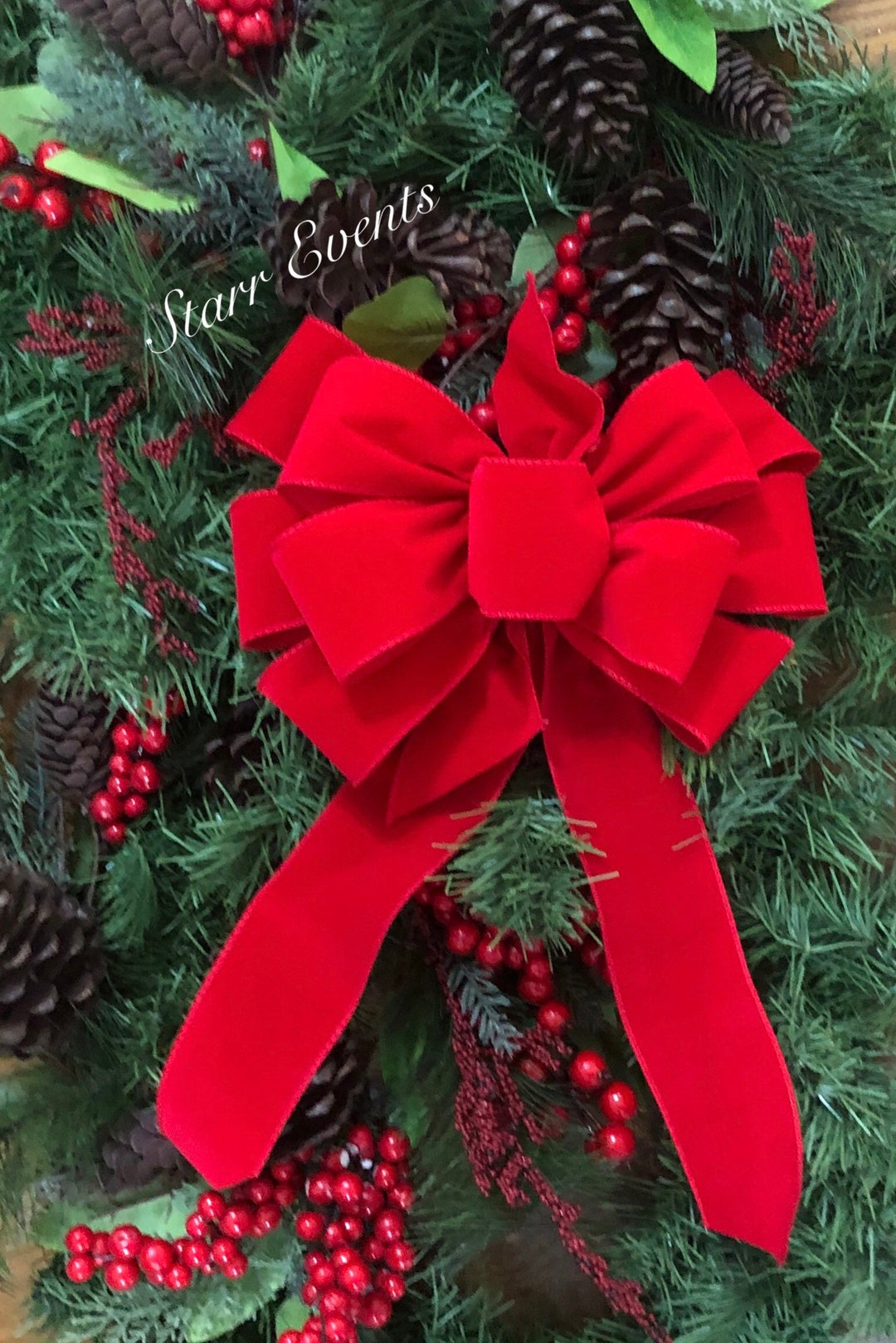 Christmas Decorations. Red Velvet Christmas Wreath Bows Red Velvet Bow ...