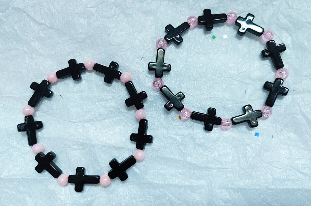 Kawaii Kandi Pastel Goth Cross Bead Bracelet (black and Pink Style) - Etsy