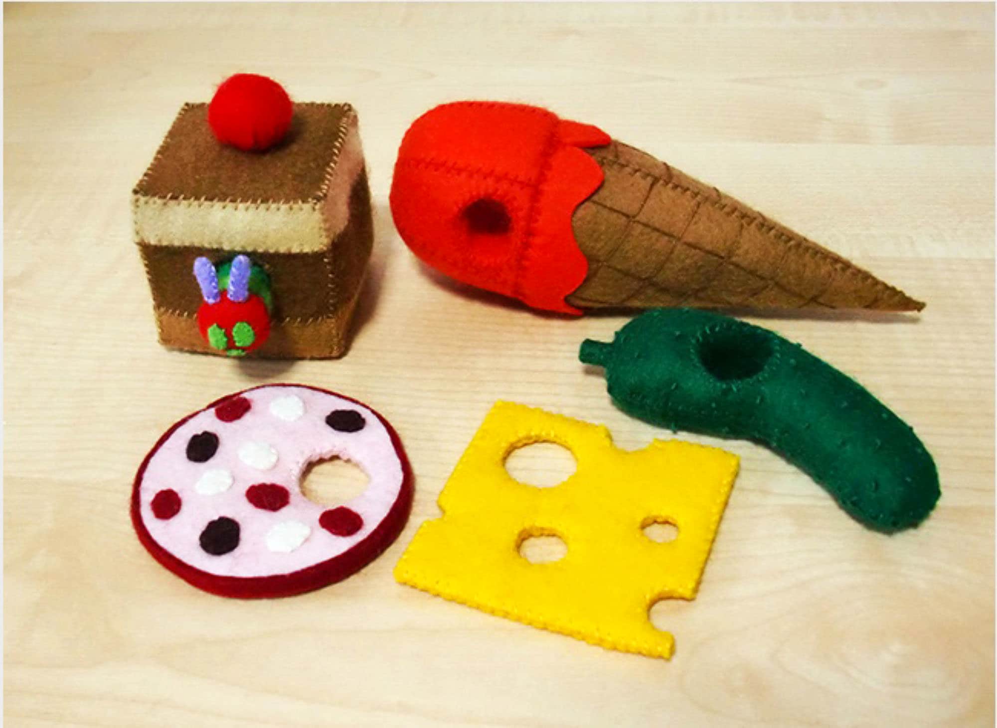 Felt Hungry Caterpillar Felt Pattern Set Felt Fruit Pie Cake - Etsy