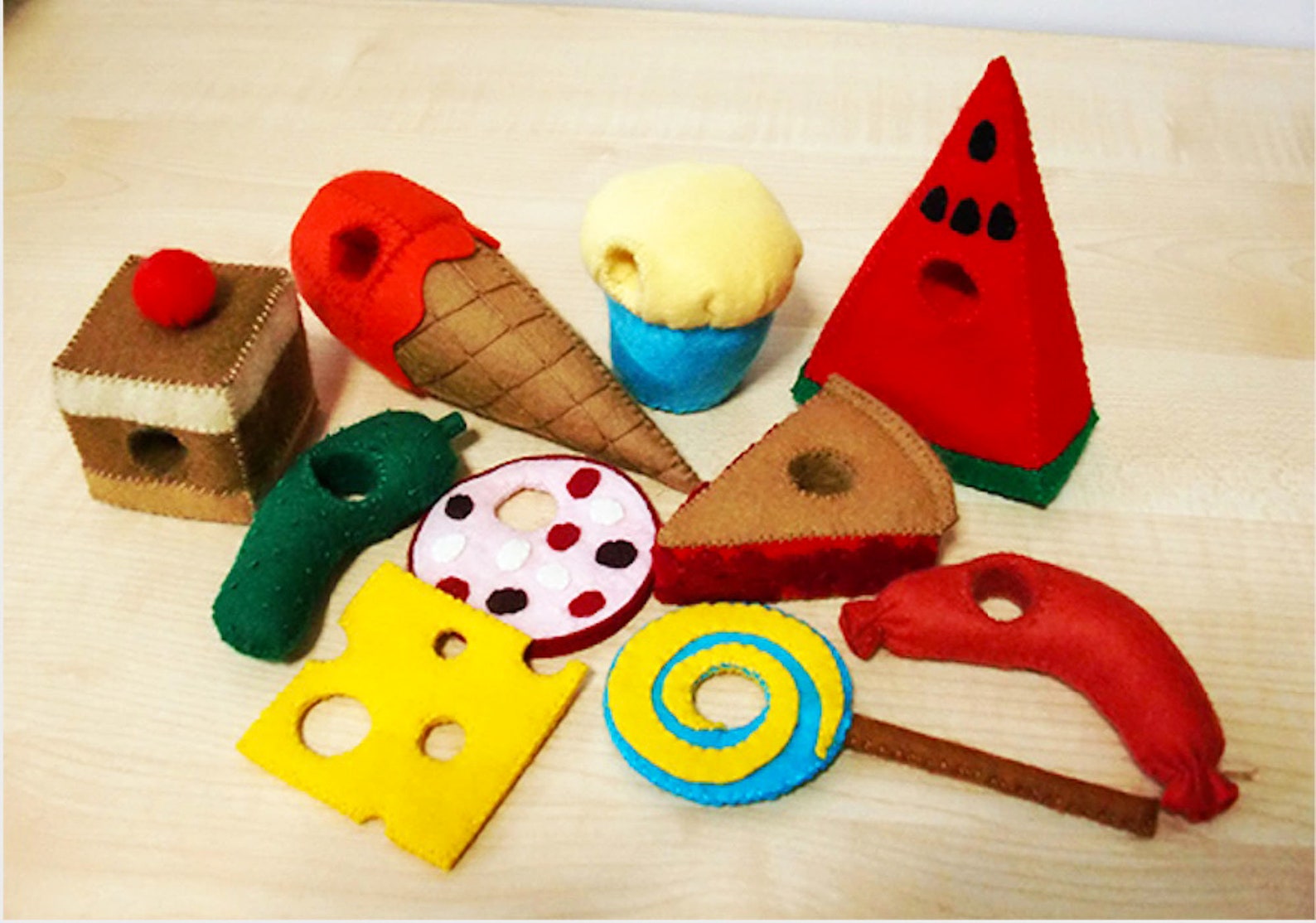 Felt Hungry Caterpillar Felt Pattern Set Felt Fruit Pie Cake - Etsy