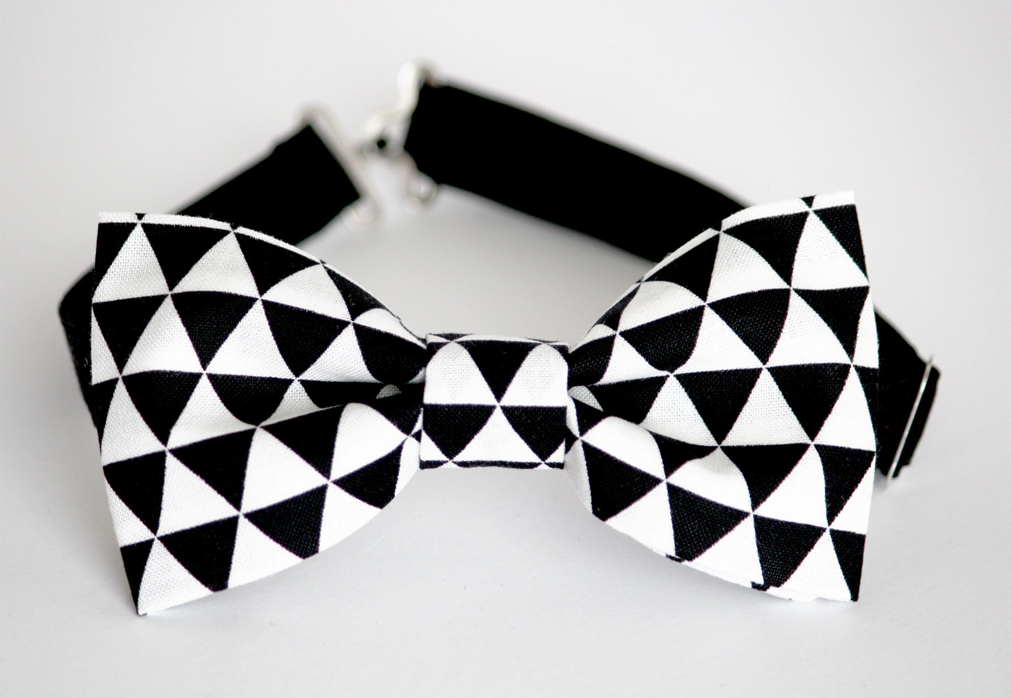 Black White Triangles Bow Tie Geometric Bow Tie Black White - Etsy UK