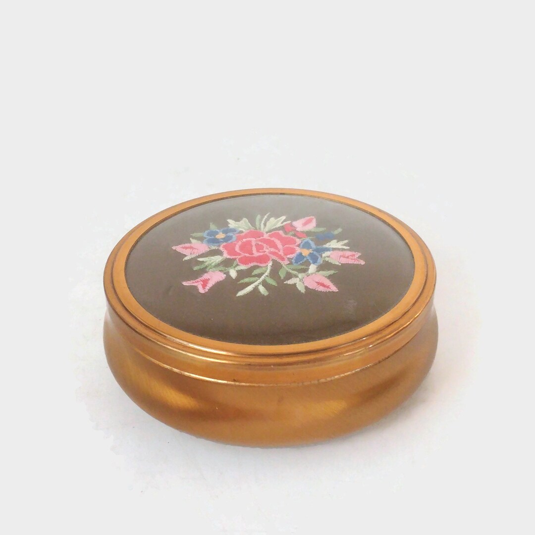 Vintage Metal Pill Box Trinket Box, Pill Box Collectible Pill Boxes ...