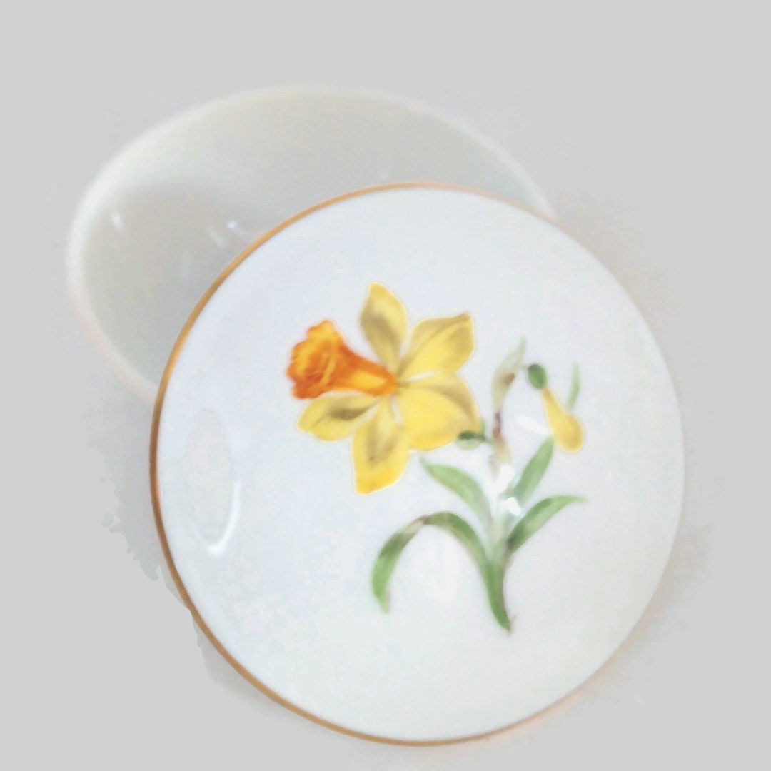 Vintage German Pill Box , Gift Idea - Etsy
