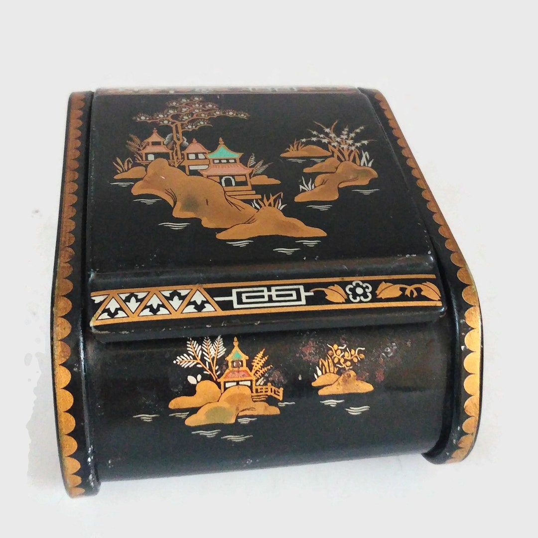 Vintage Chinese Lacquered Box , Antique Box , Trinket Box , Collector ...