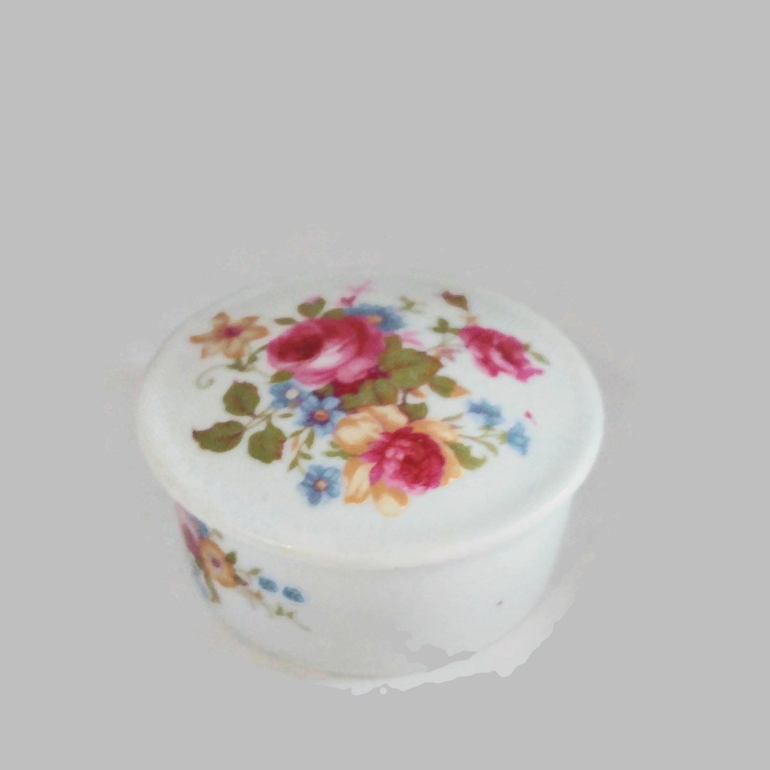 Vintage English ,flowers Trinket Box, Porcelain Pill Box ,collectible ...