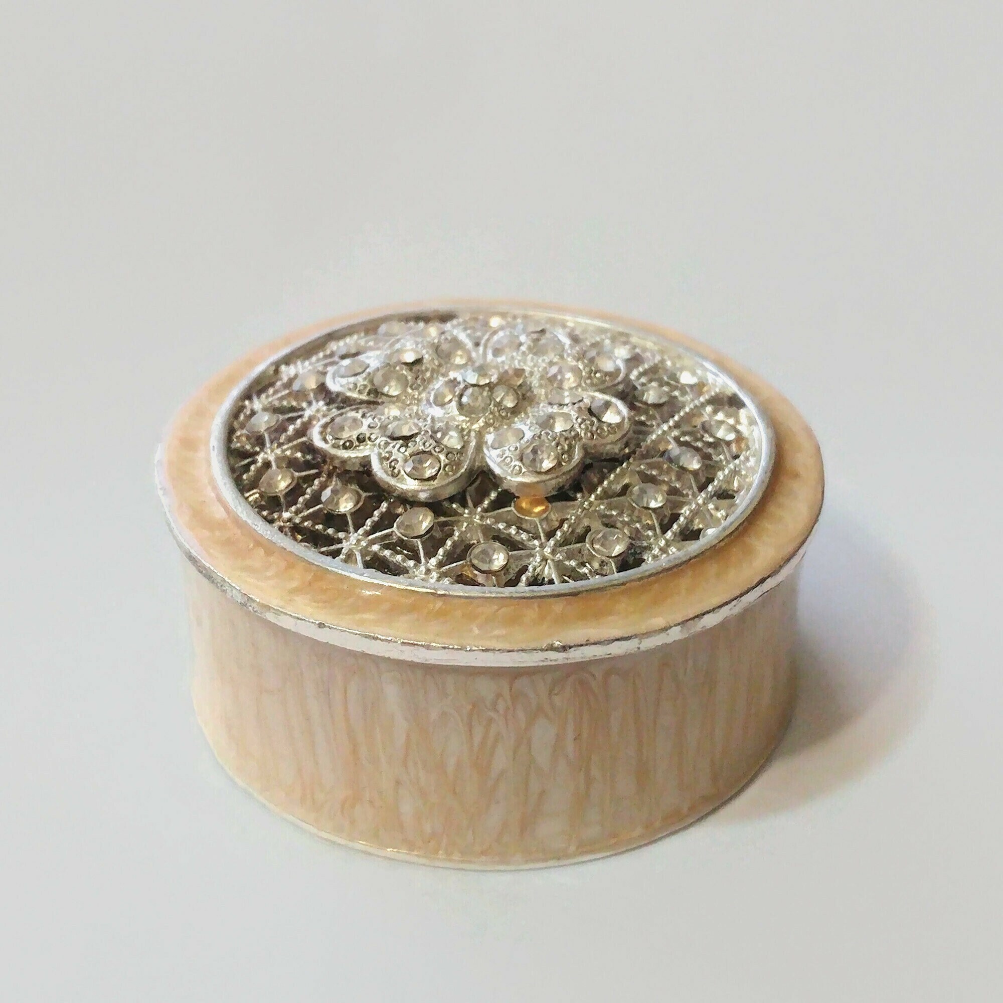 Vintage Metal Pill Box Trinket Box Pill Box Collectible Pill - Etsy UK