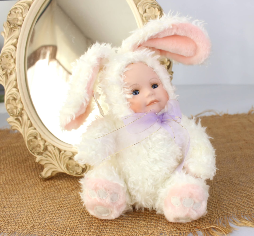 GEPPEDDO Doll, Porcelain Face Plush Baby Bunny, White Bunny Pink Ears ...