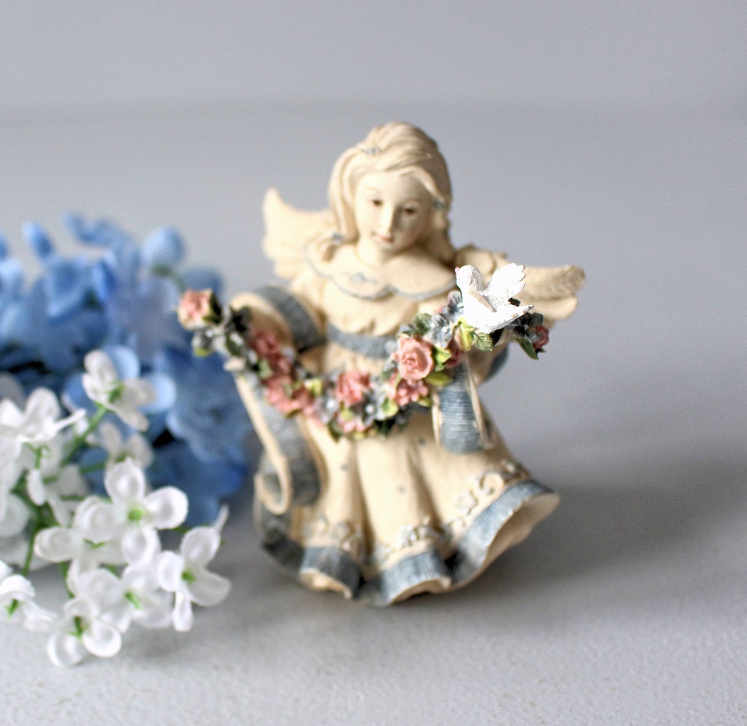 Sarah's Angels® Figurine "spring", Collectible, Pastel Decoration ...