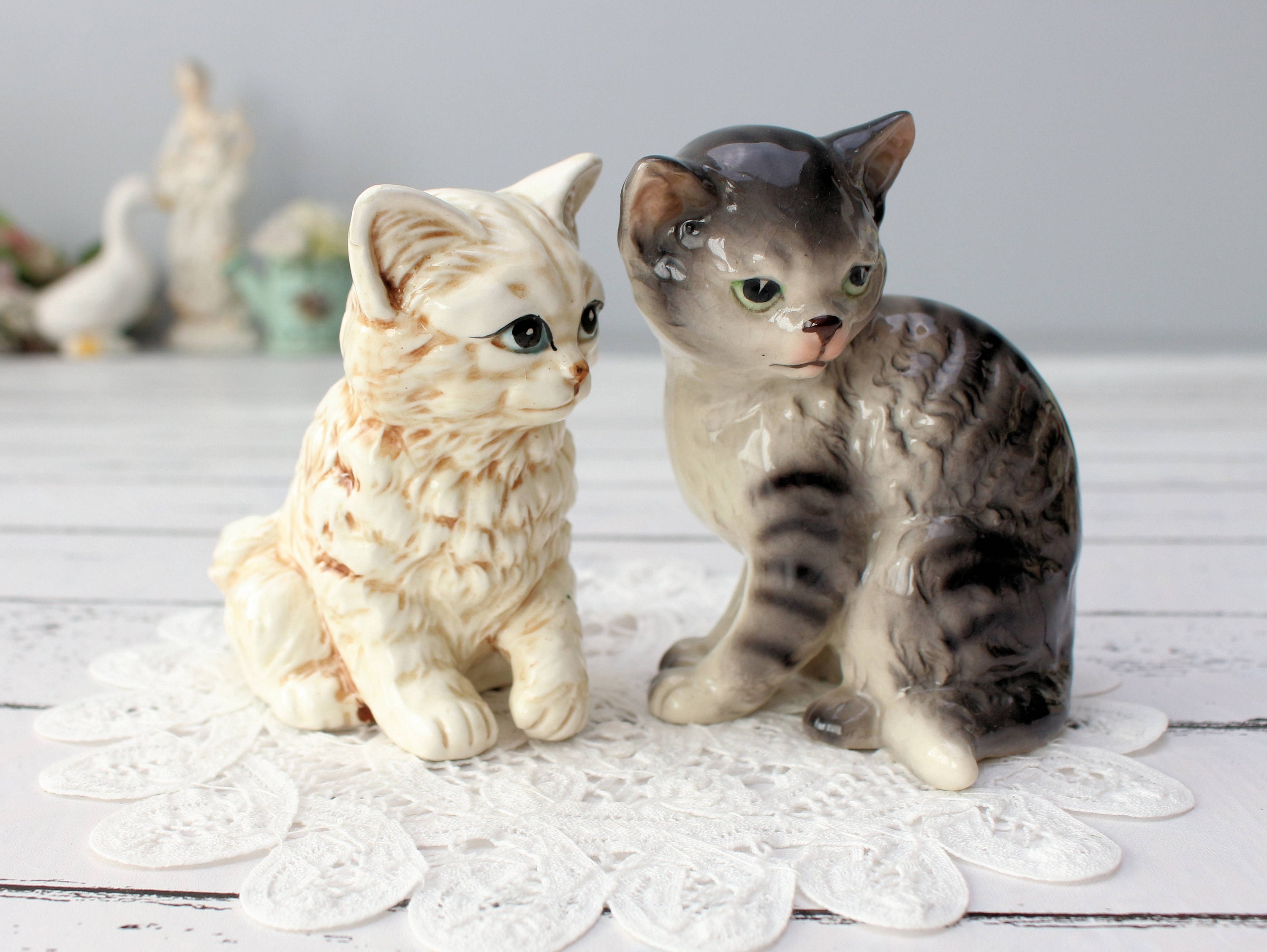 4 Cat Kitten Figurine Ceramic Animal Statue With Milk Bottle Statues ...