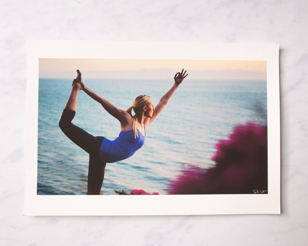 Yogini Dancer's Pose Over the Pacific Ocean Santa - Etsy