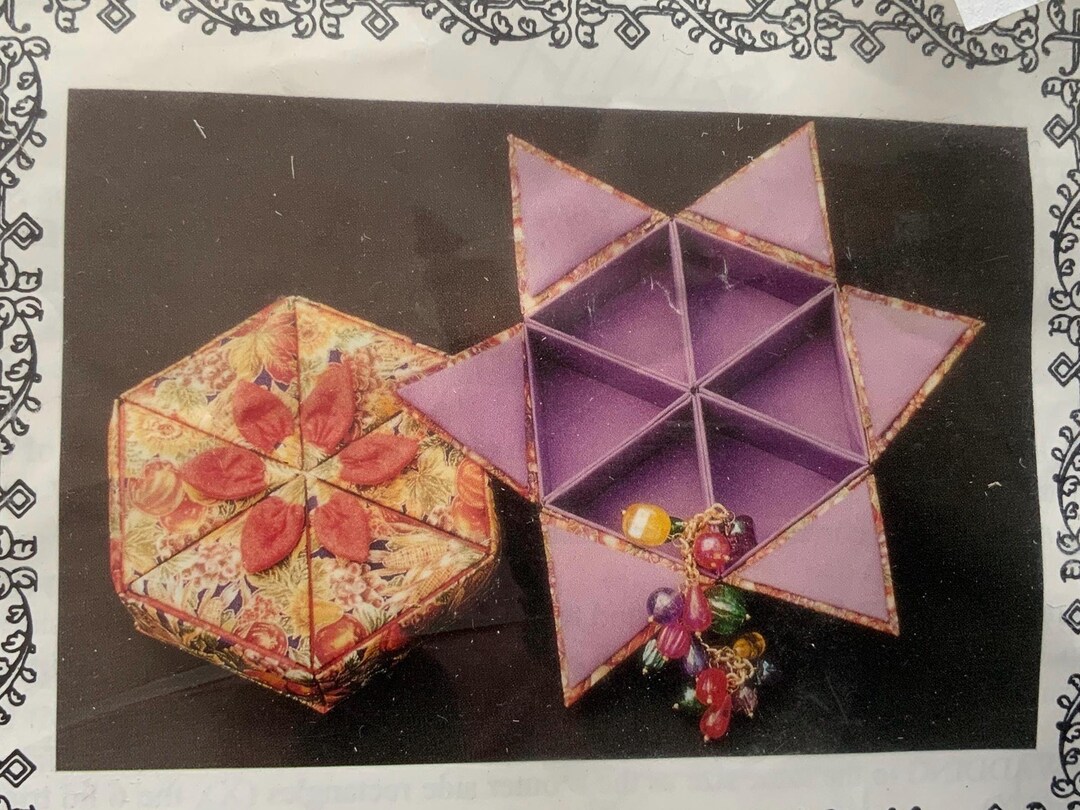 A Vintage Star Shaped Box Making Kit by Dilys Designs. All Cardboard ...