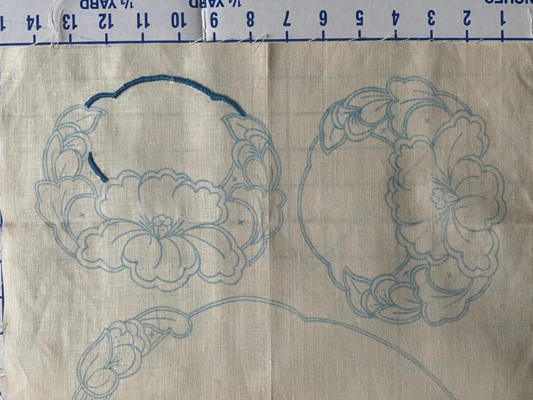 Vintage Stamped Linen Embroidery Mats, Floral Cutwork Edging (set) - Etsy