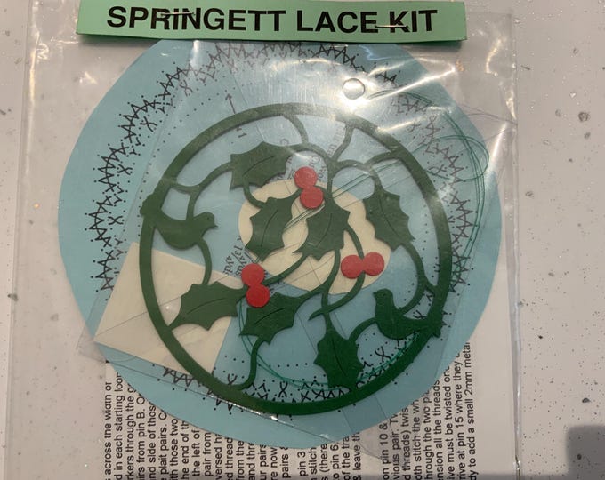 Vintage Christmas Holly Wreath Lace Making Kit by Christine Springett ...