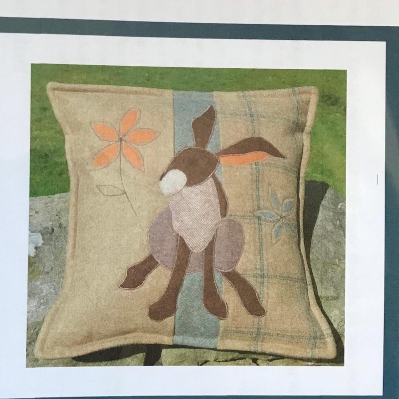 Cushion Applique - Etsy