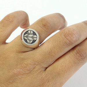 Crossing Hawk Feathers in a Circle- Small Ring - Japanese Kamon Ring - Etsy