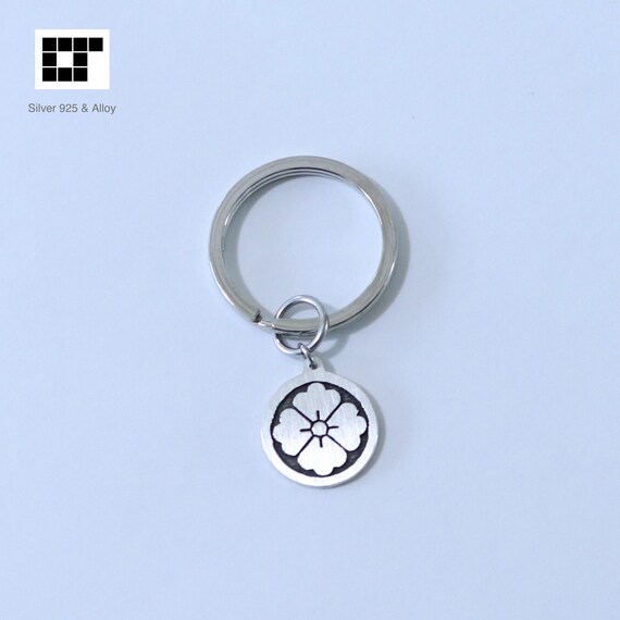 Hanabishi in a Circle Key Chain Kamon Japanese Family | Etsy