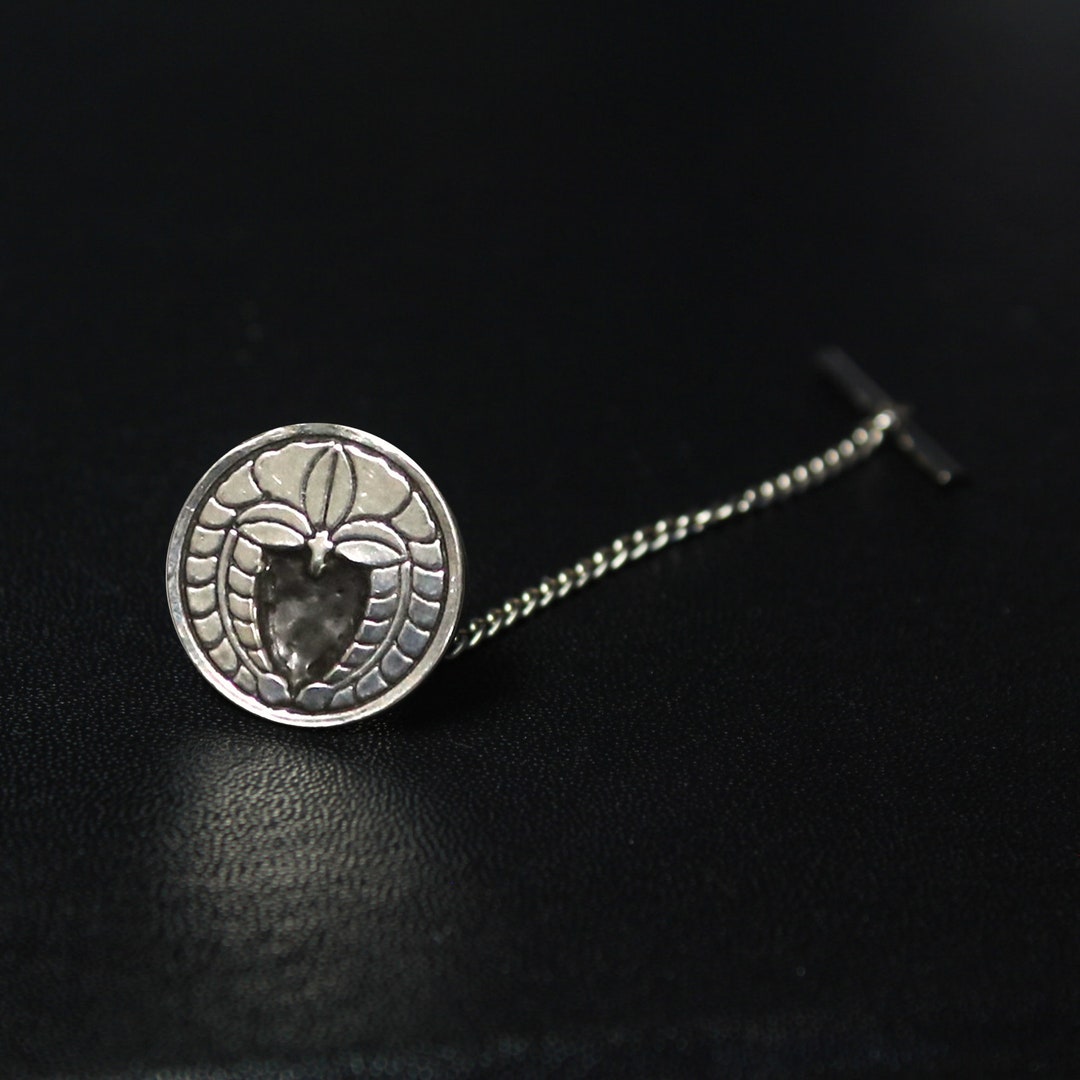 Tie Tack Weeping Wisteria Kamon Japanese Clan Crest - Etsy
