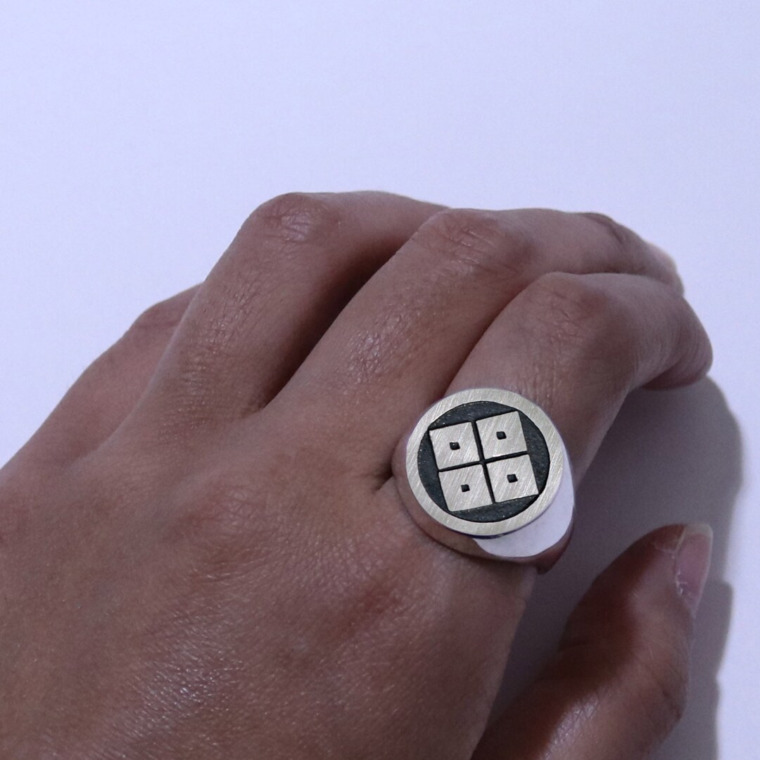 Four Eyes in a Circle - Silver Solid Ring - Japanese Kamon - Etsy