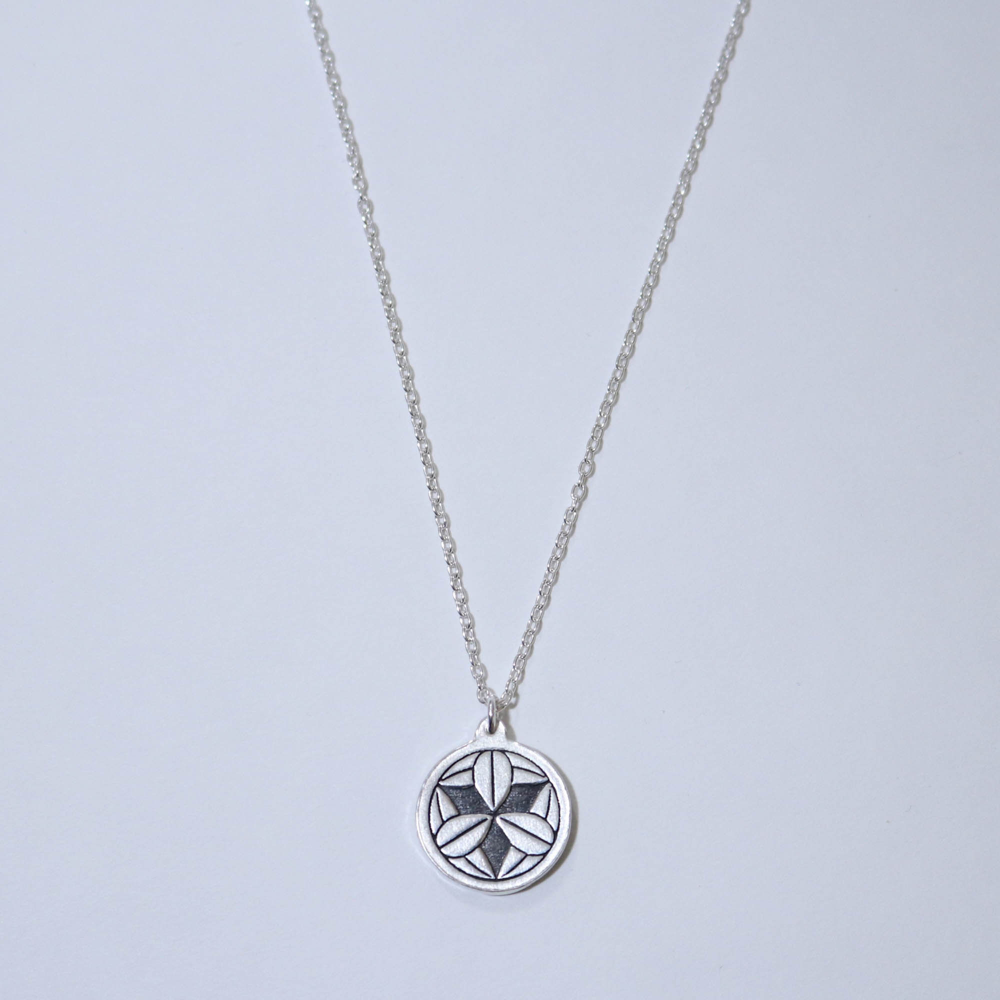 Nine Bamboo Leaves in a Circle Kamon Necklace Japanese | Etsy