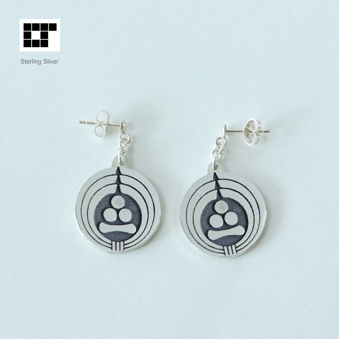 Kamon Earrings - Three Stars and One in Noshi Circle - Silver Crest - Etsy