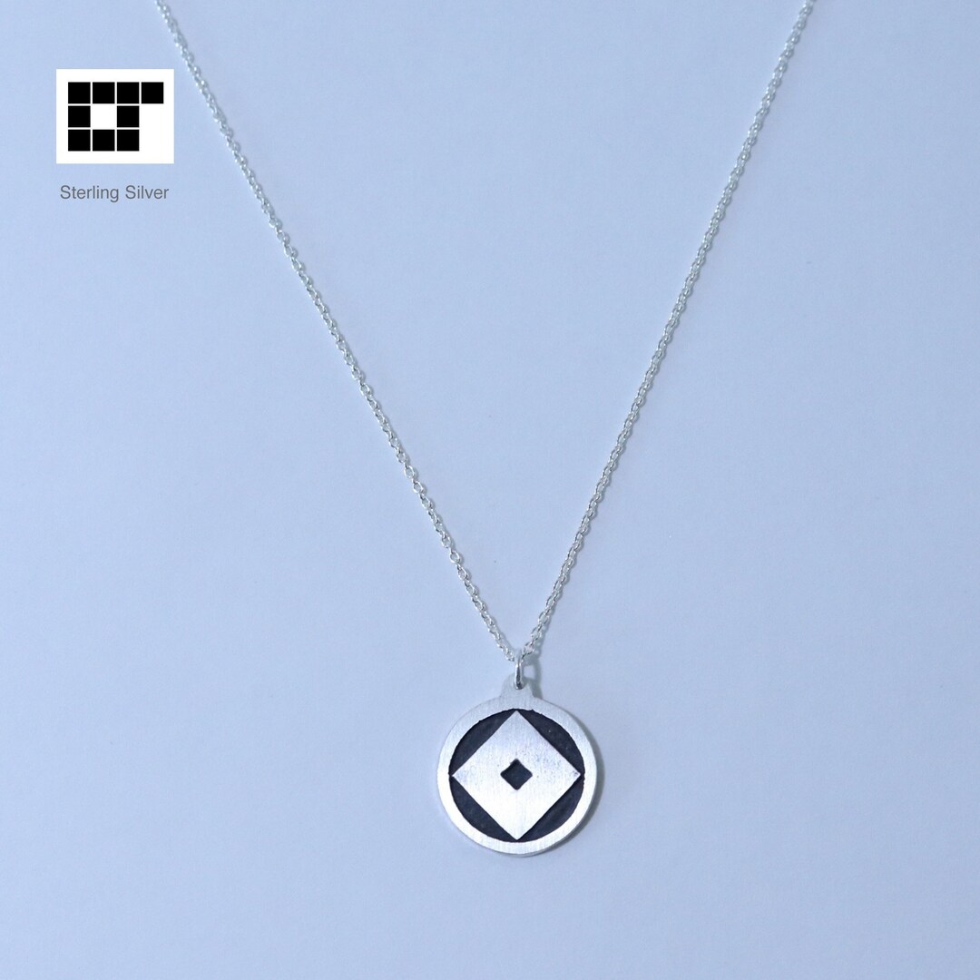 Kuginuki a Circle - Kamon Necklace - Japanese Clan Crest - Etsy