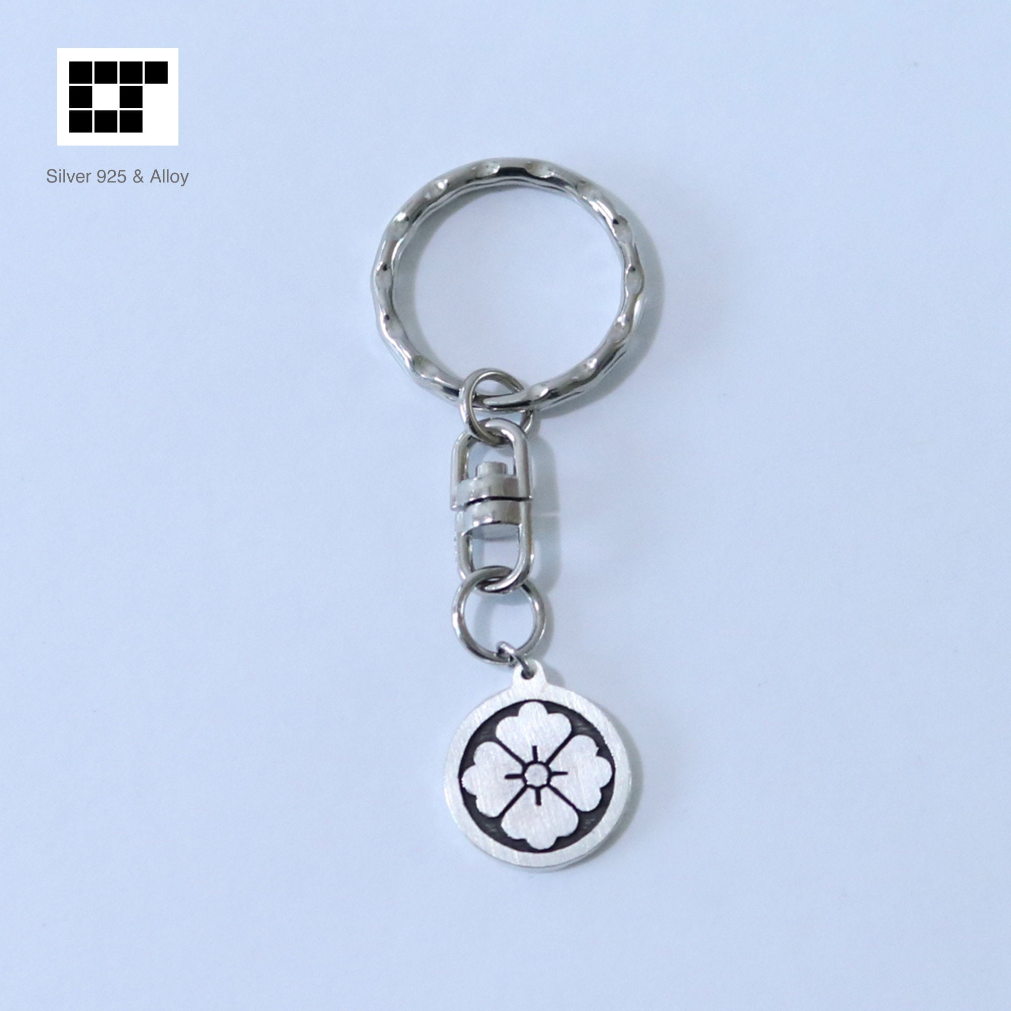 Hanabishi in a Circle Key Chain Kamon Japanese Family | Etsy