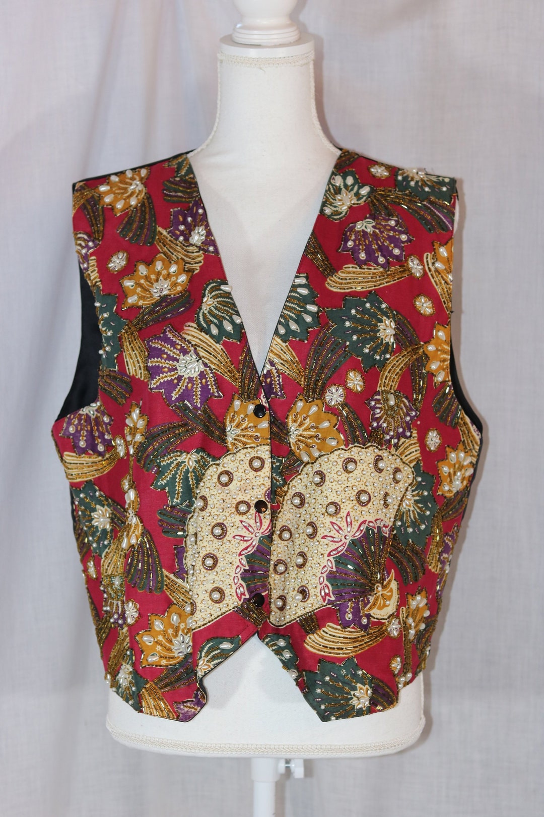 Vintage BALI RAMA DESIGN Red Rayon Floral Sequin Beaded Sleeveless Vest ...